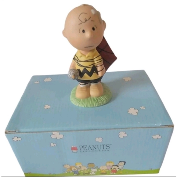 Westland | Art | Peanuts Charlie Brown Flying Kite Westland Figurine ...
